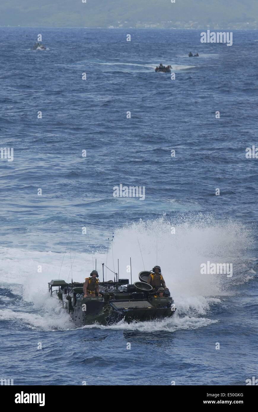 Kaneohe Bay, Hi. 10th July, 2014. JULY 18: Amphibious Assault Vehicles ...