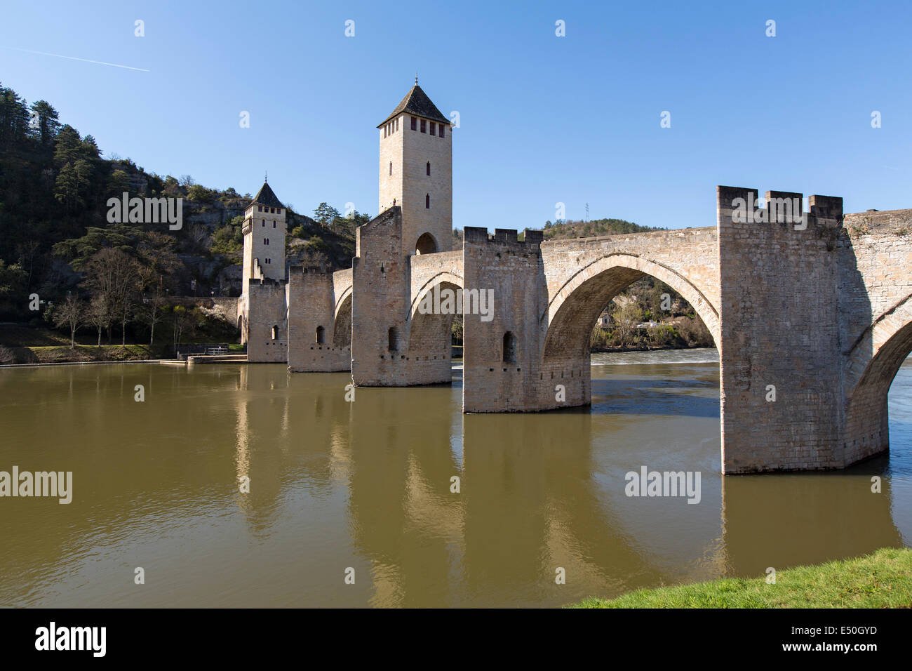 Medieval stone bridge Valentré Lot river Cahors Unesco world heritage ...