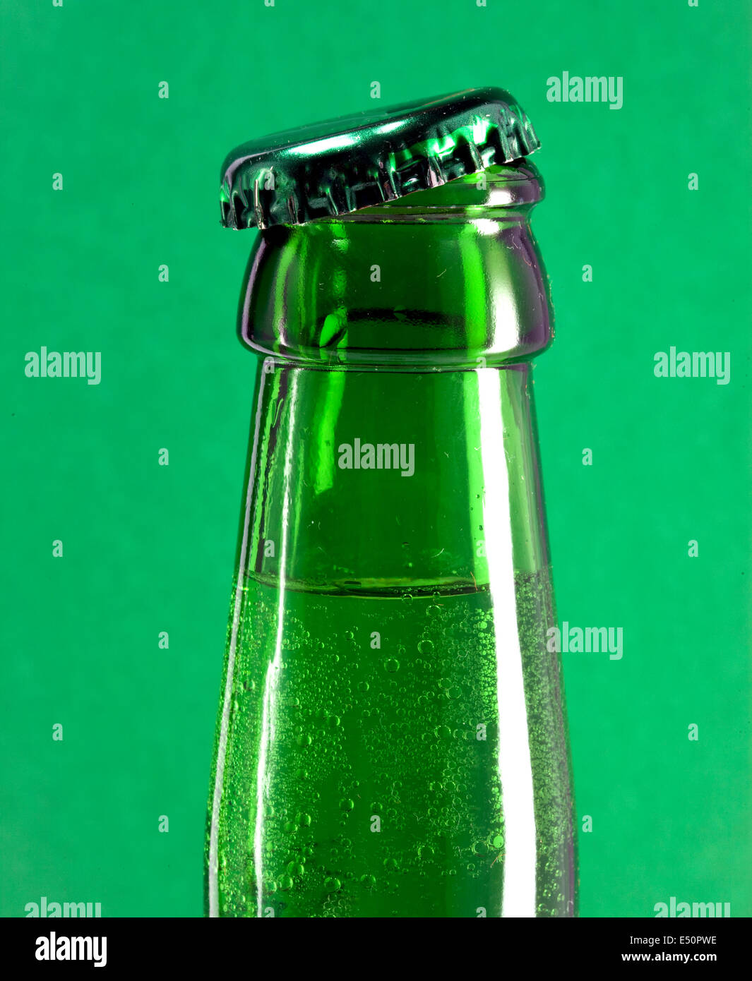 Beer bottle cap hi-res stock photography and images - Alamy