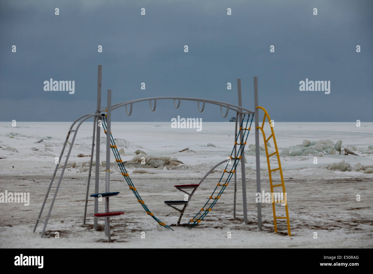Deserted playground hi-res stock photography and images - Alamy