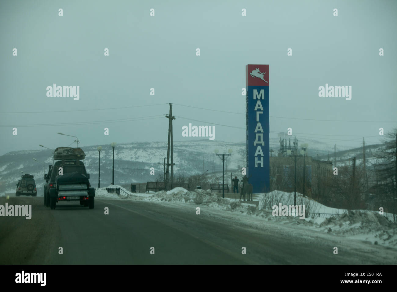 4WD expedition danger road snow desolate Magadan Stock Photo - Alamy