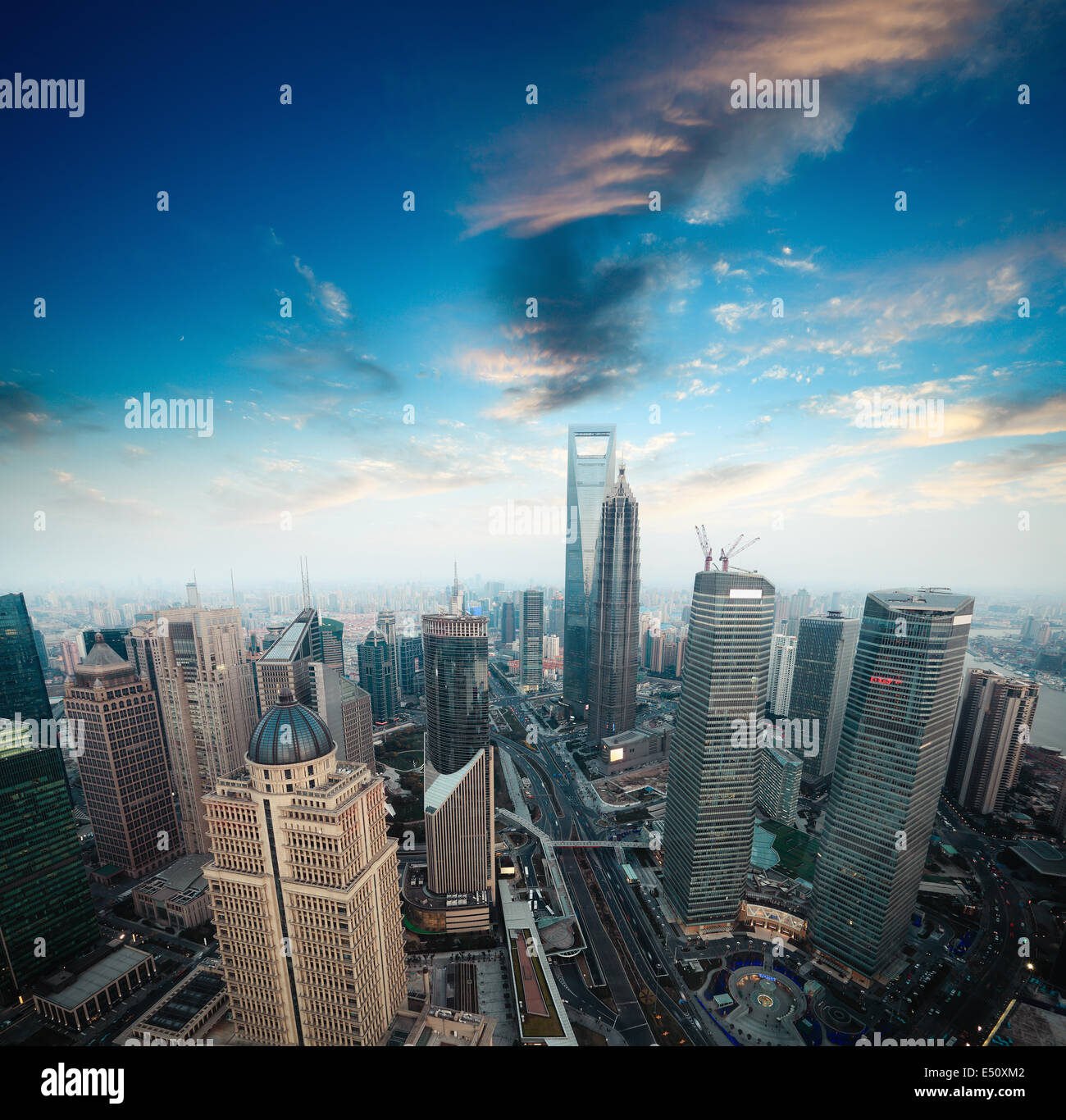 Financial office tower skyscraper building at dusk hi-res stock photography and images - Alamy
