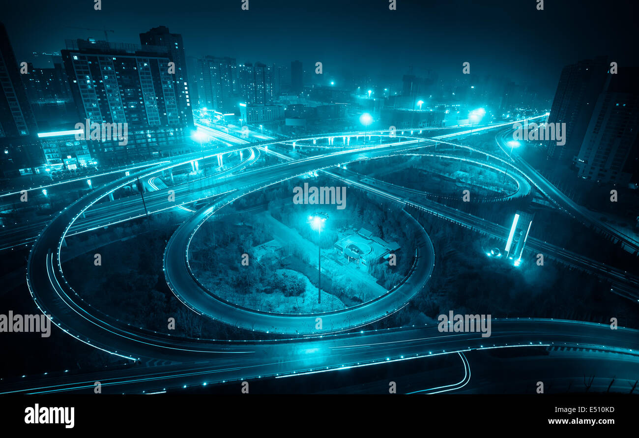 Overpass at night hi-res stock photography and images - Alamy