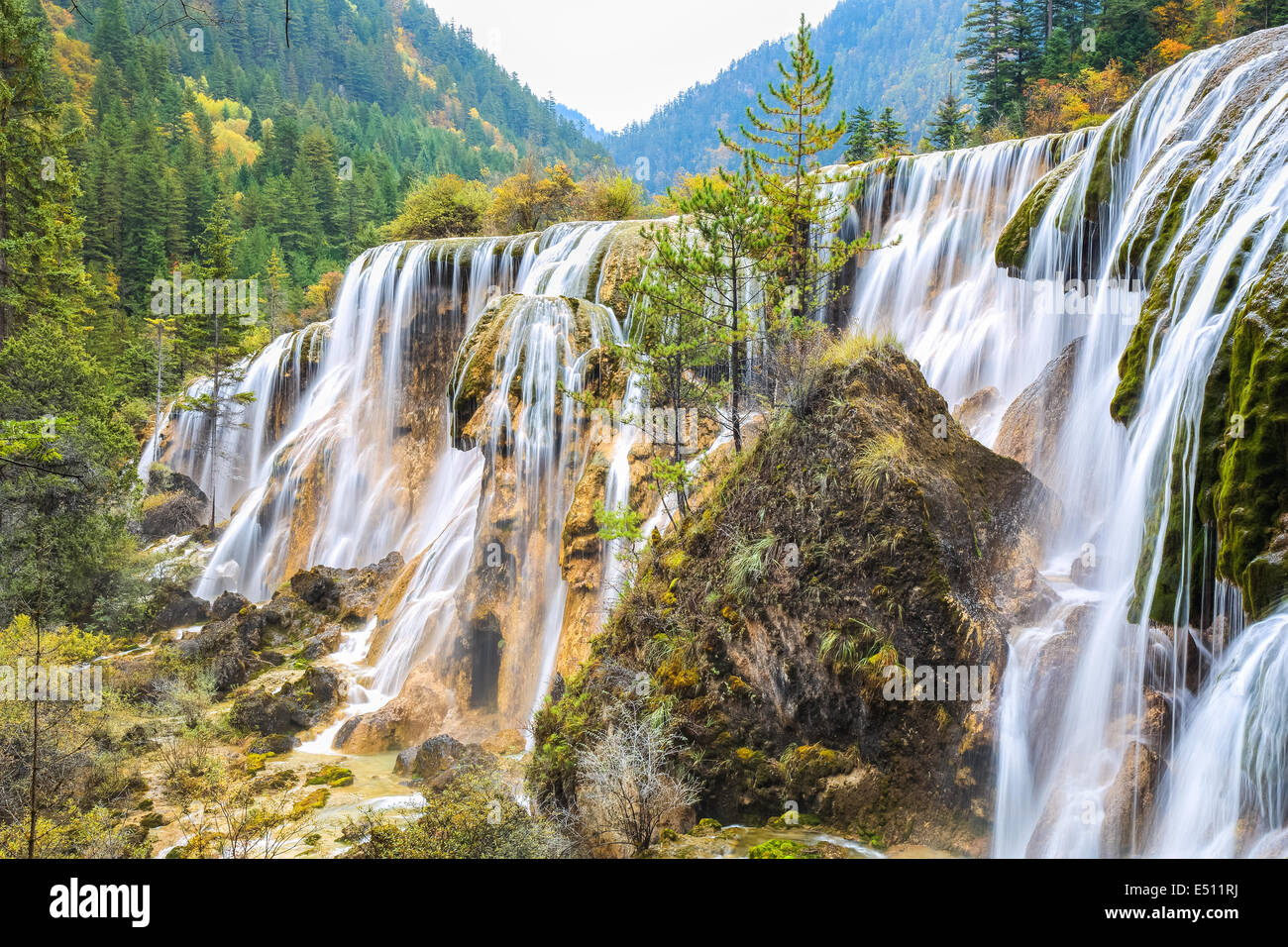 beautiful pearls beach waterfall in autumn Stock Photo - Alamy