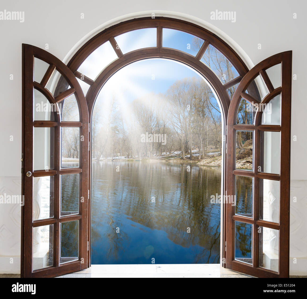 open door and a winter forest Stock Photo - Alamy