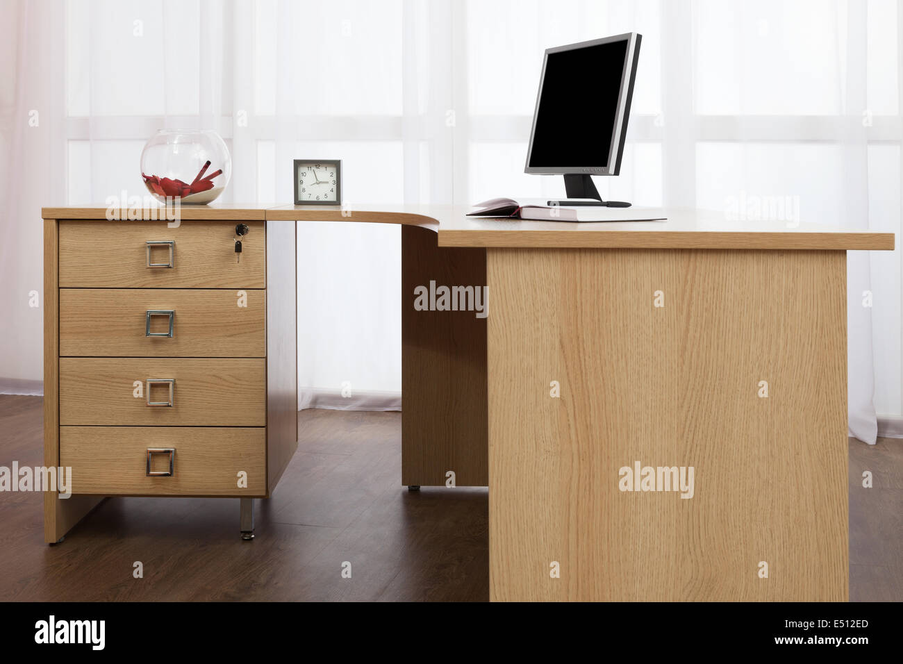 monitor on a desk Stock Photo - Alamy