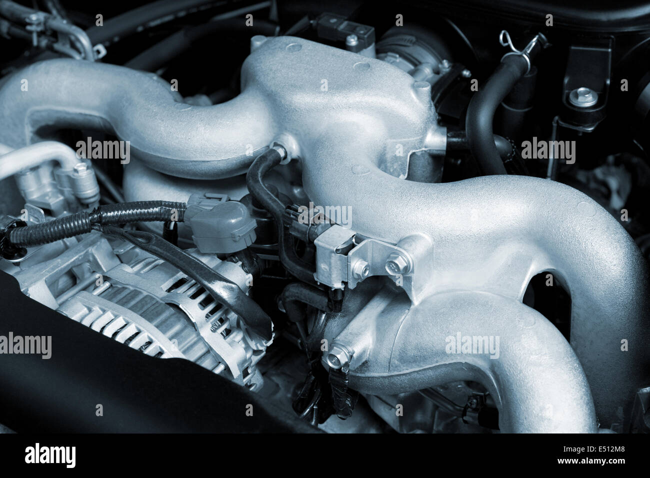 Engine manifolds hi-res stock photography and images - Alamy