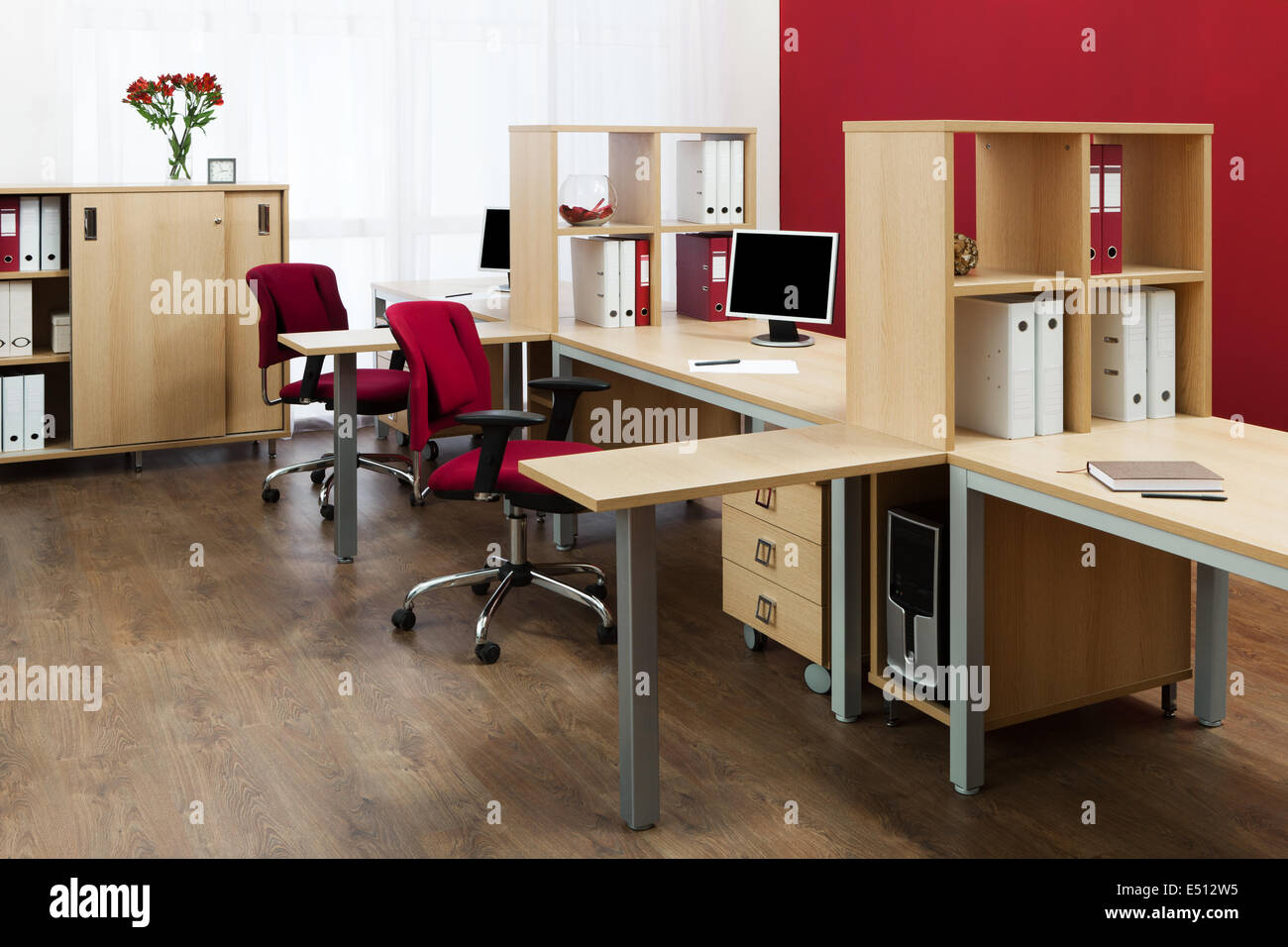 monitor on a desk Stock Photo - Alamy