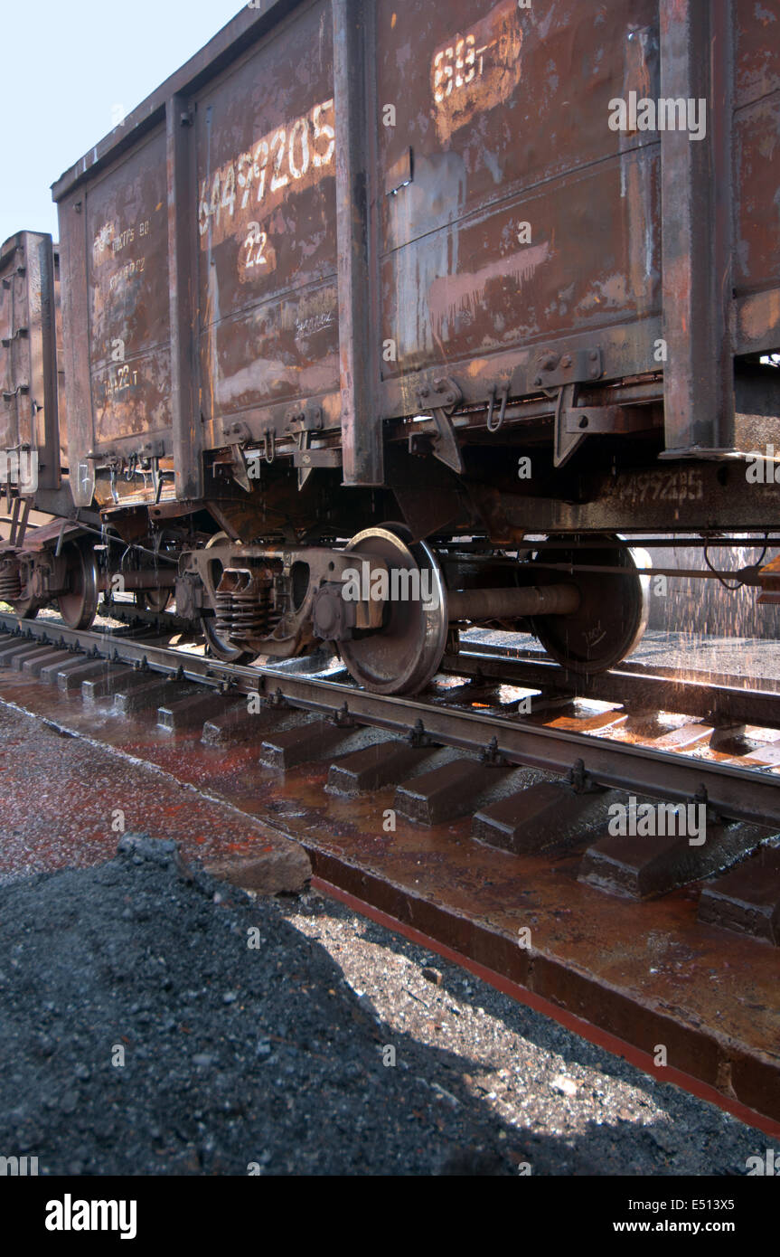 car transport train Stock Photo - Alamy