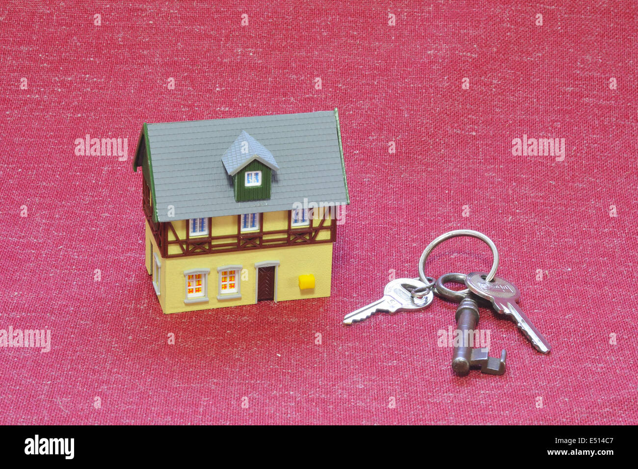 Home key handover hi-res stock photography and images - Alamy