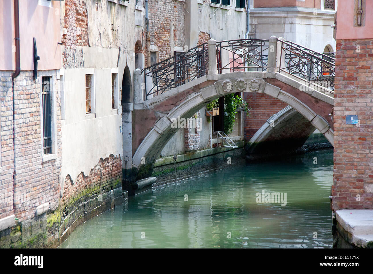 Bidge hi-res stock photography and images - Alamy