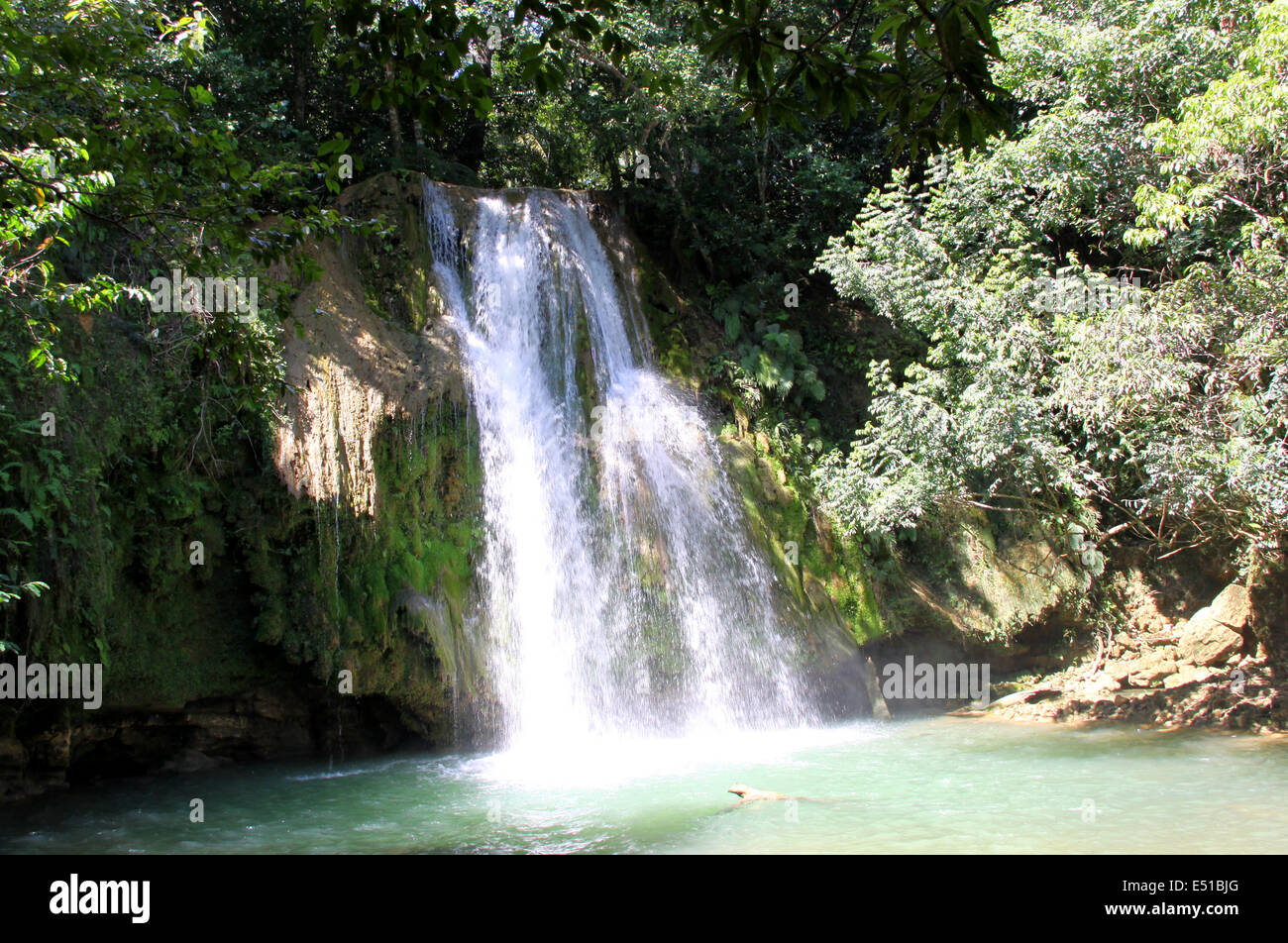 The strand waterfall hi-res stock photography and images - Alamy