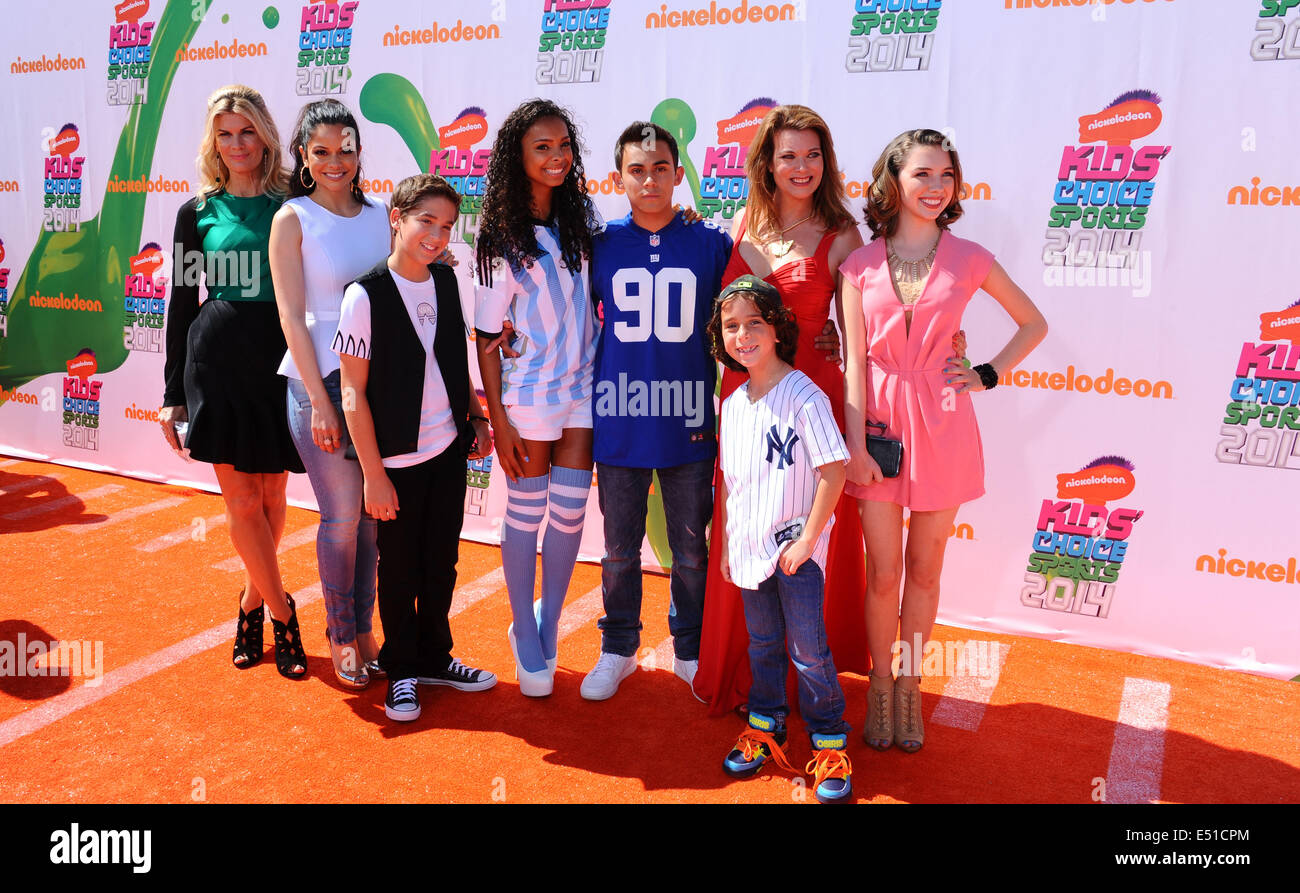 Los Angeles, California, USA. 17th July, 2014. Every Witch Way Cast ...