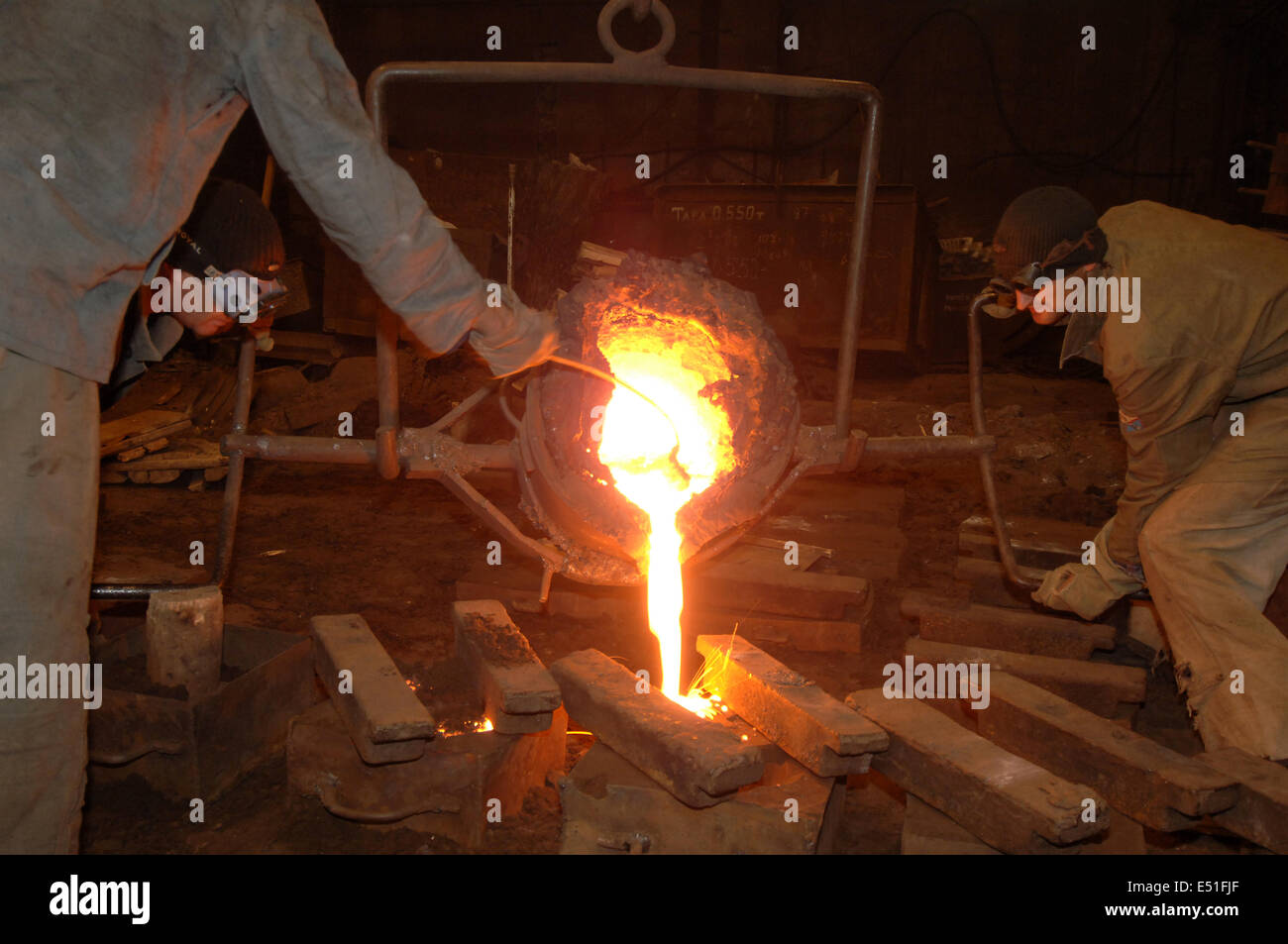Ladle metallurgy furnace hi-res stock photography and images - Alamy