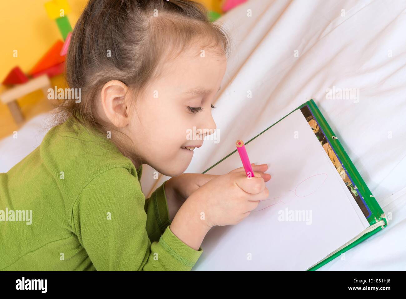 girls in paint Stock Photo - Alamy