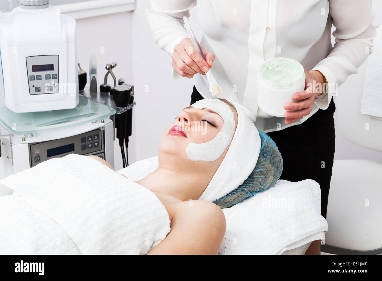 Facial mudpack hi-res stock photography and images - Alamy