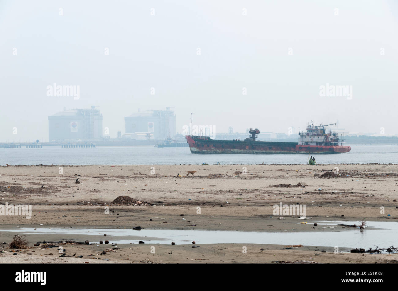 Fort kochi ferry hi-res stock photography and images - Alamy