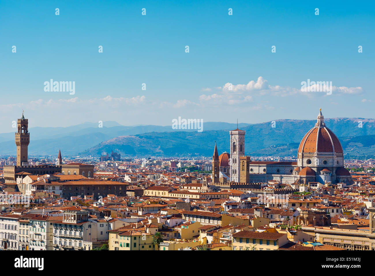 Florence old residential building facade hi-res stock photography and ...