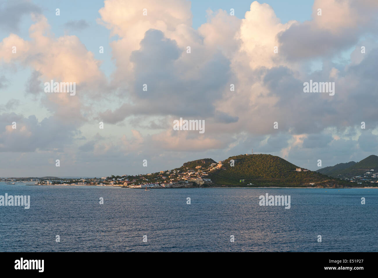 St maarten islands hi-res stock photography and images - Alamy