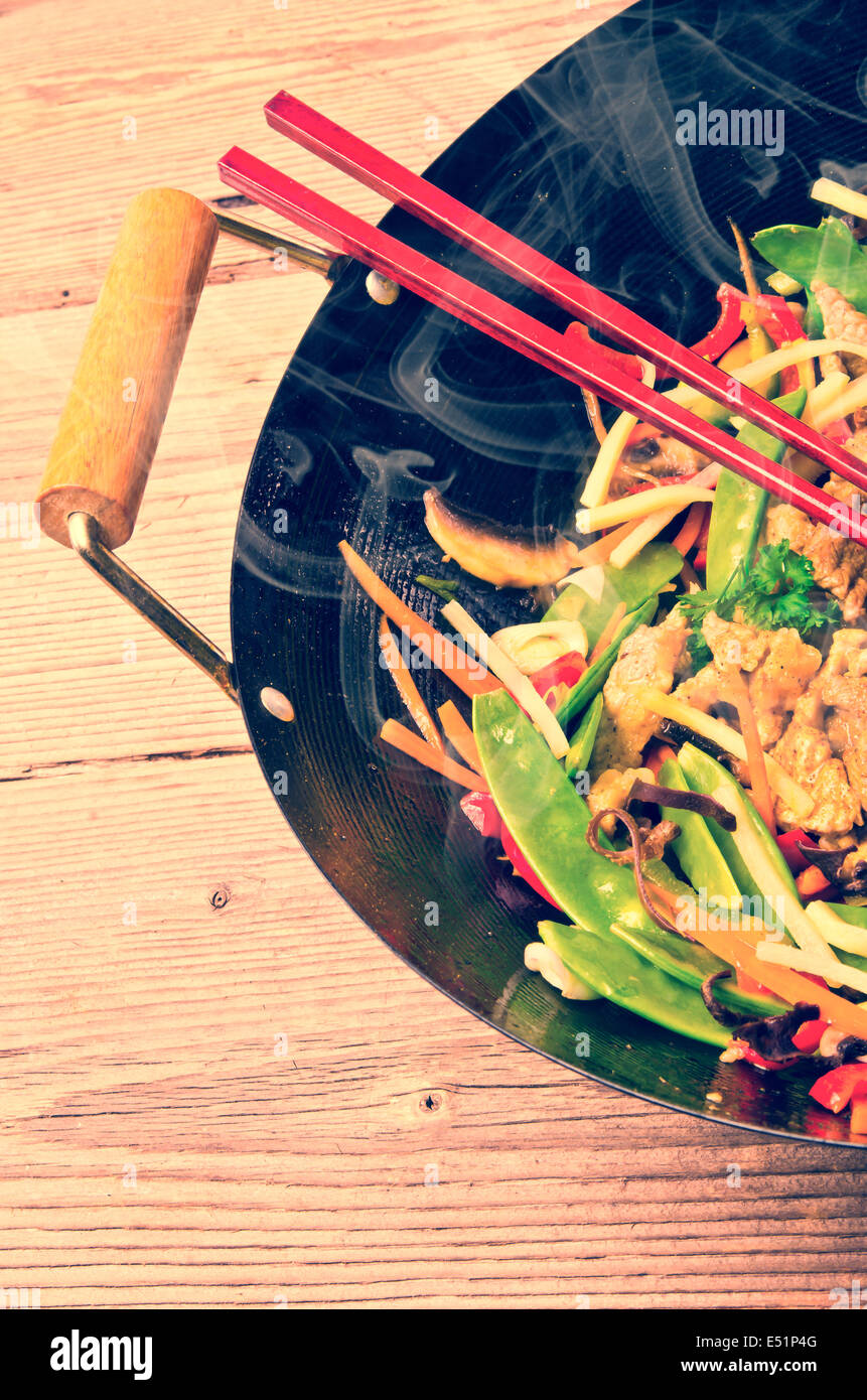 Wok style vegetables hi-res stock photography and images - Alamy