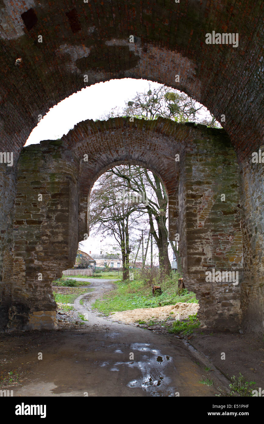 Pomfret castle hi-res stock photography and images - Alamy