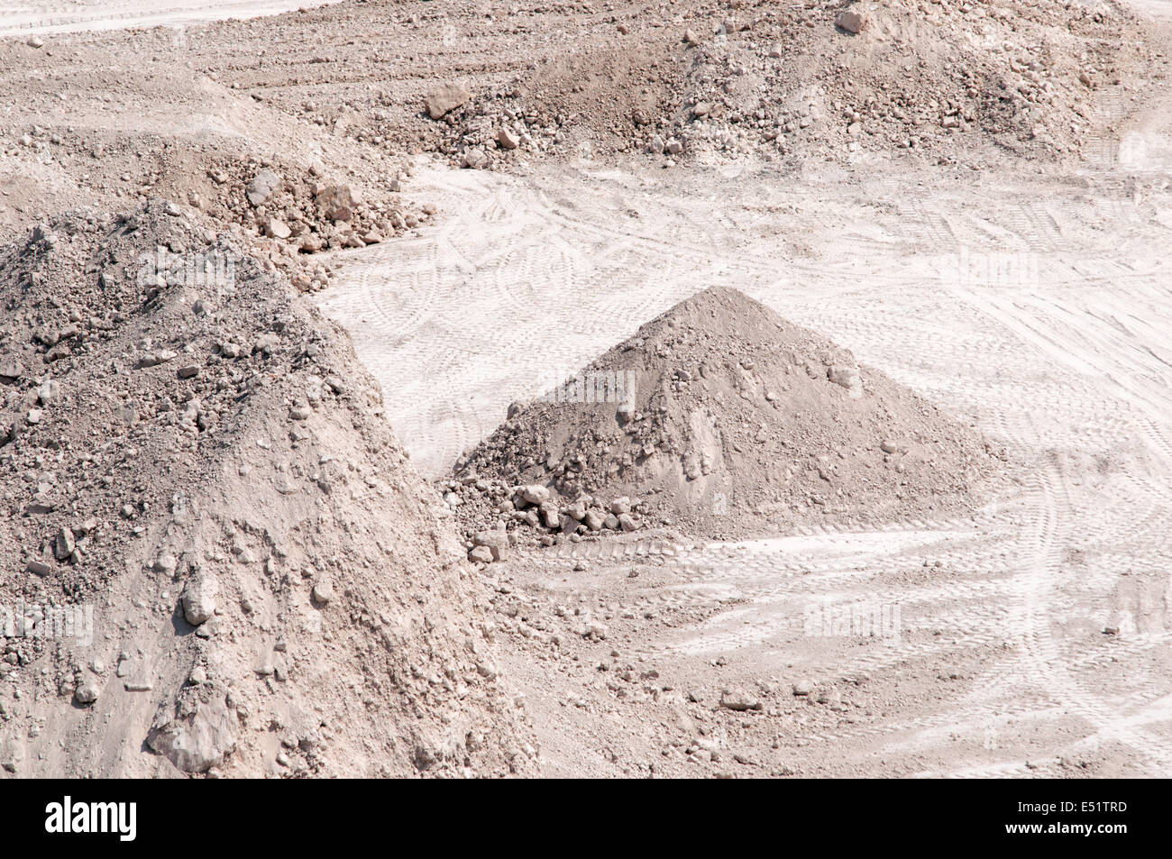 Mound height hi-res stock photography and images - Alamy