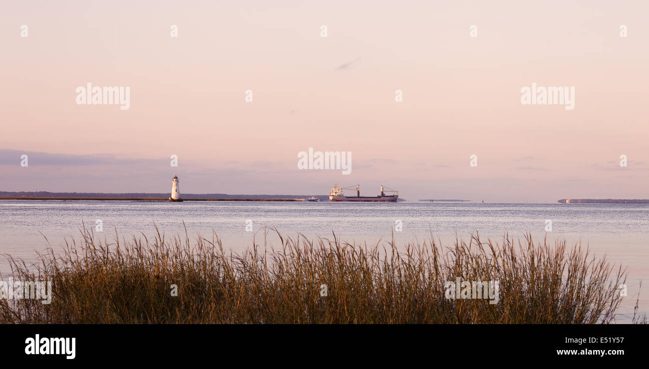 Old lighthouse at the Cockspur island Stock Photo - Alamy