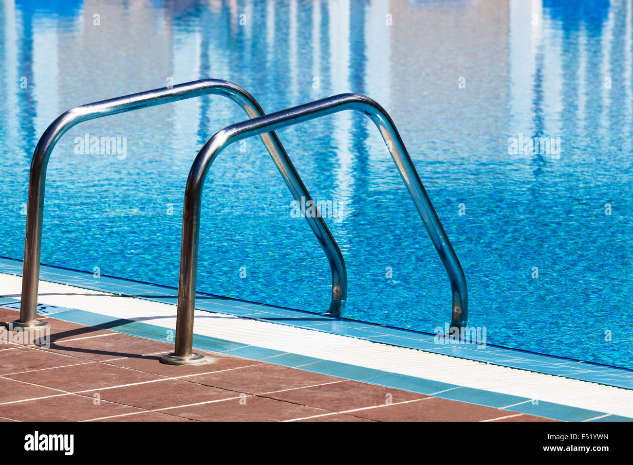 Swimming pool ladder railings hi-res stock photography and images - Alamy