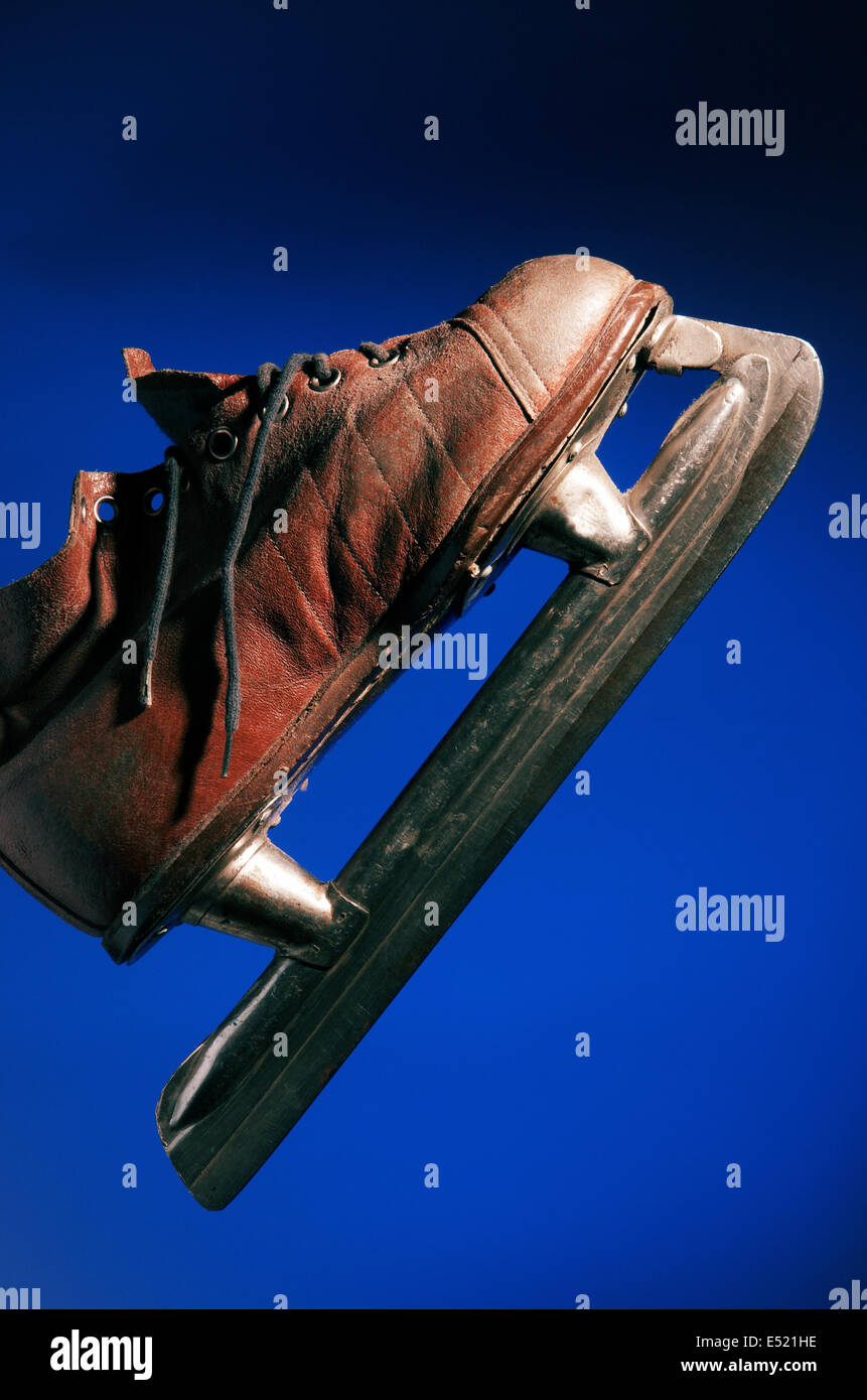 Old skate hi-res stock photography and images - Alamy