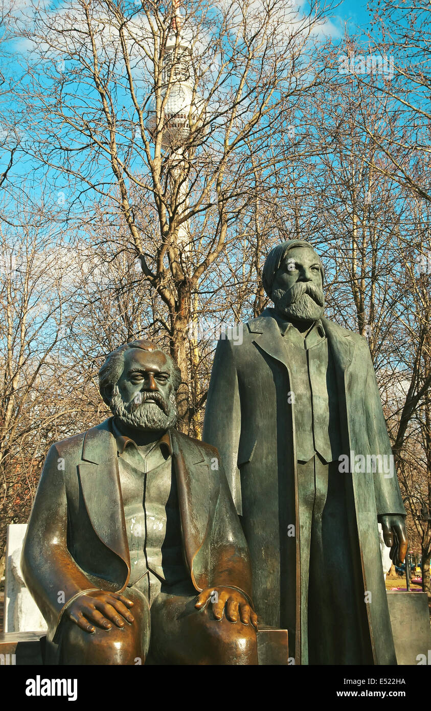Berlin Germany Statue Karl Marx Stock Photos & Berlin Germany Statue ...