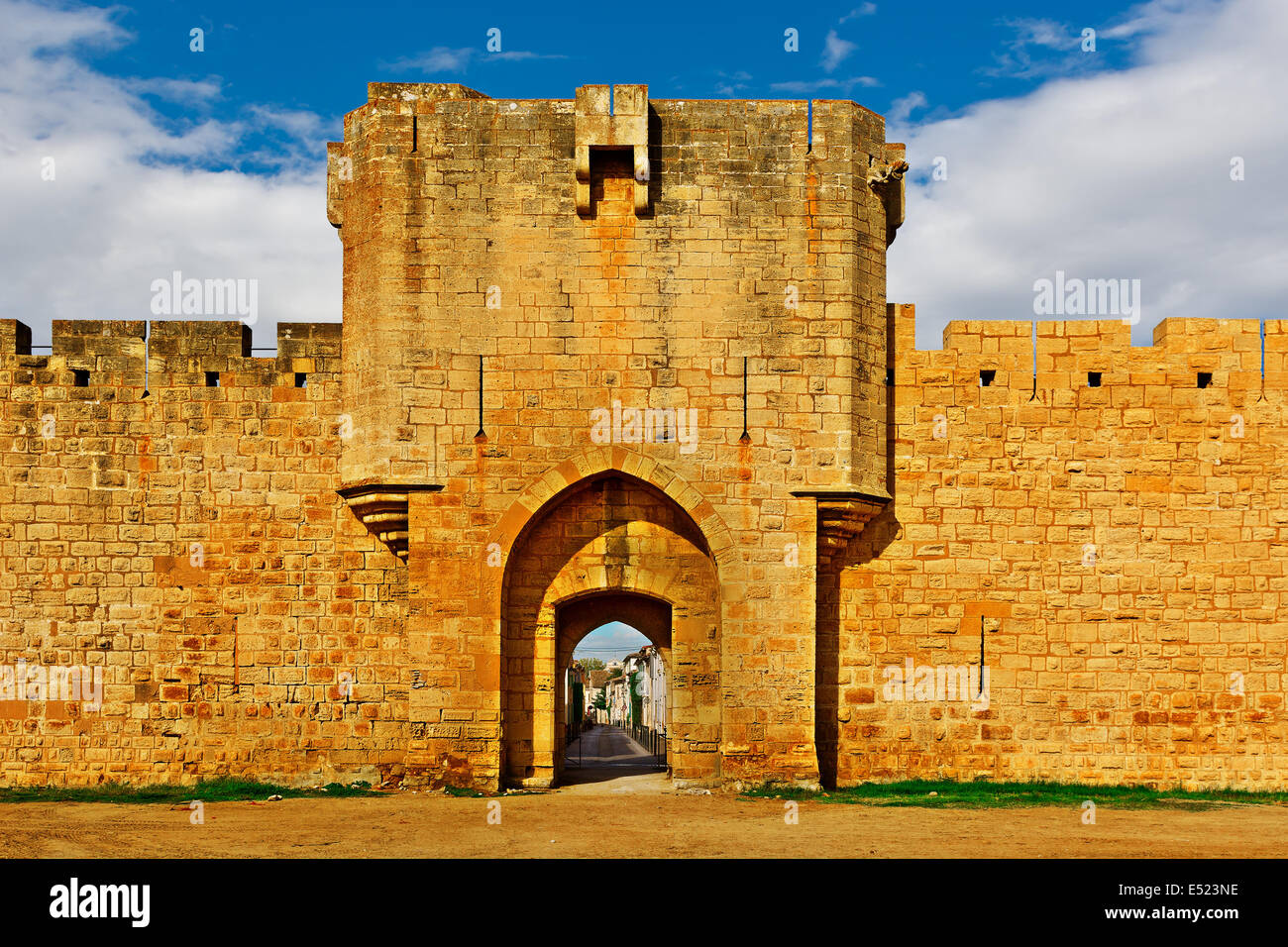Ancient gate restoration hi-res stock photography and images - Alamy