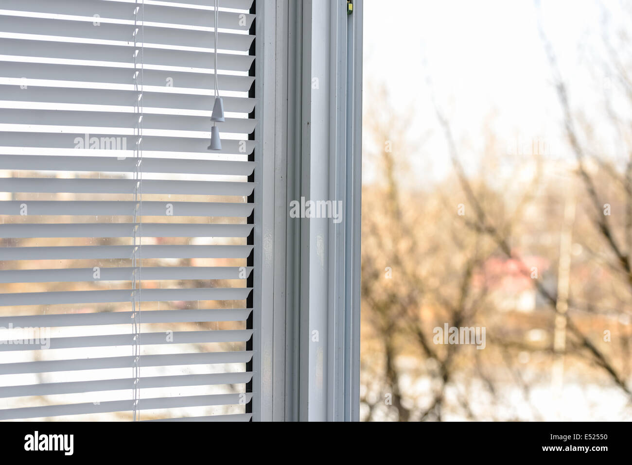Office blinds and abstract hi-res stock photography and images - Alamy