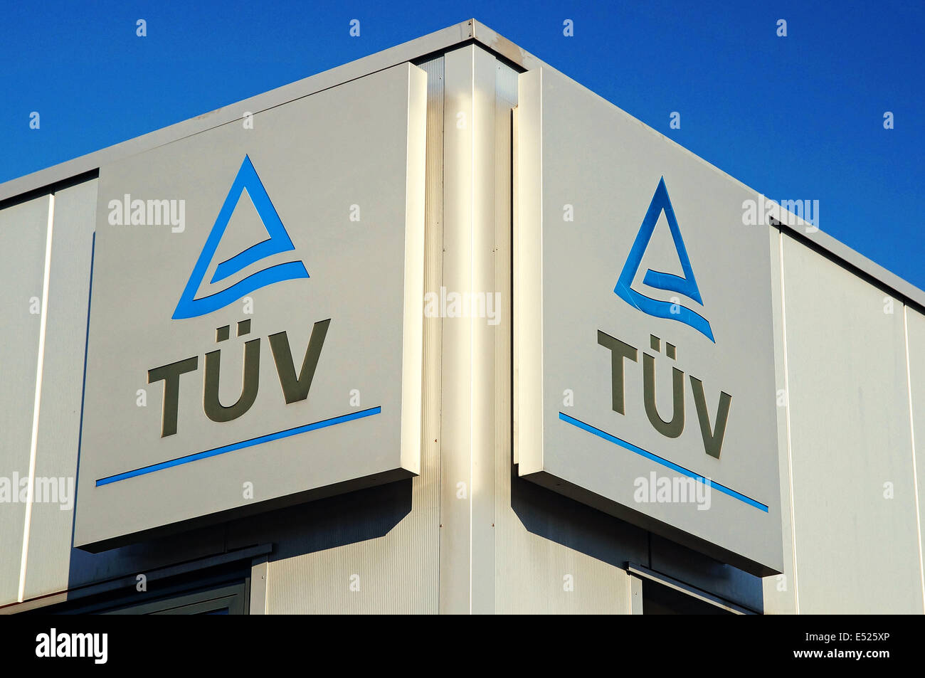 Tüv hi-res stock photography and images - Alamy