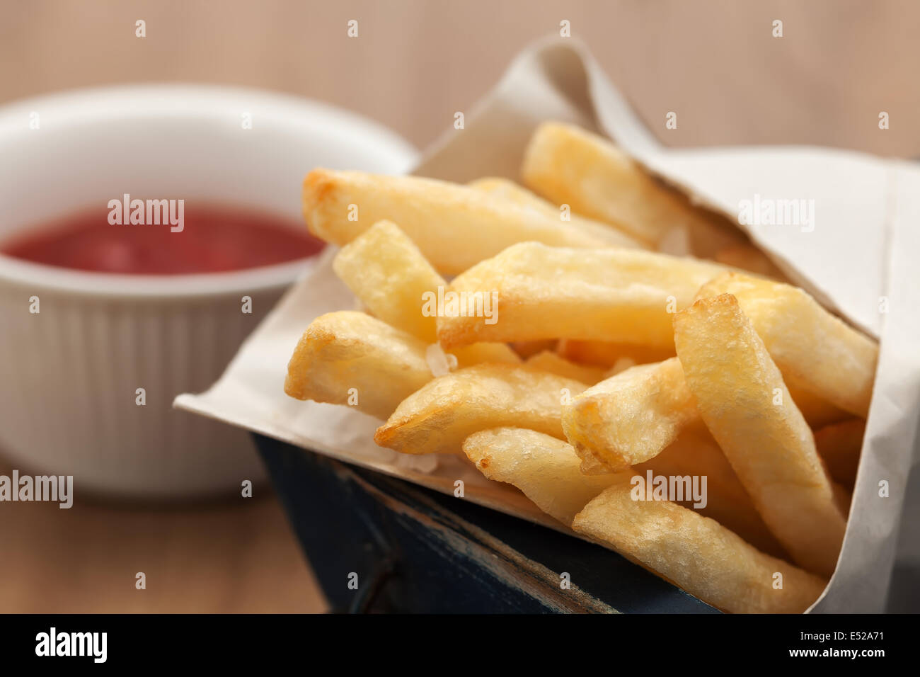 Fries with wrap hi-res stock photography and images - Alamy