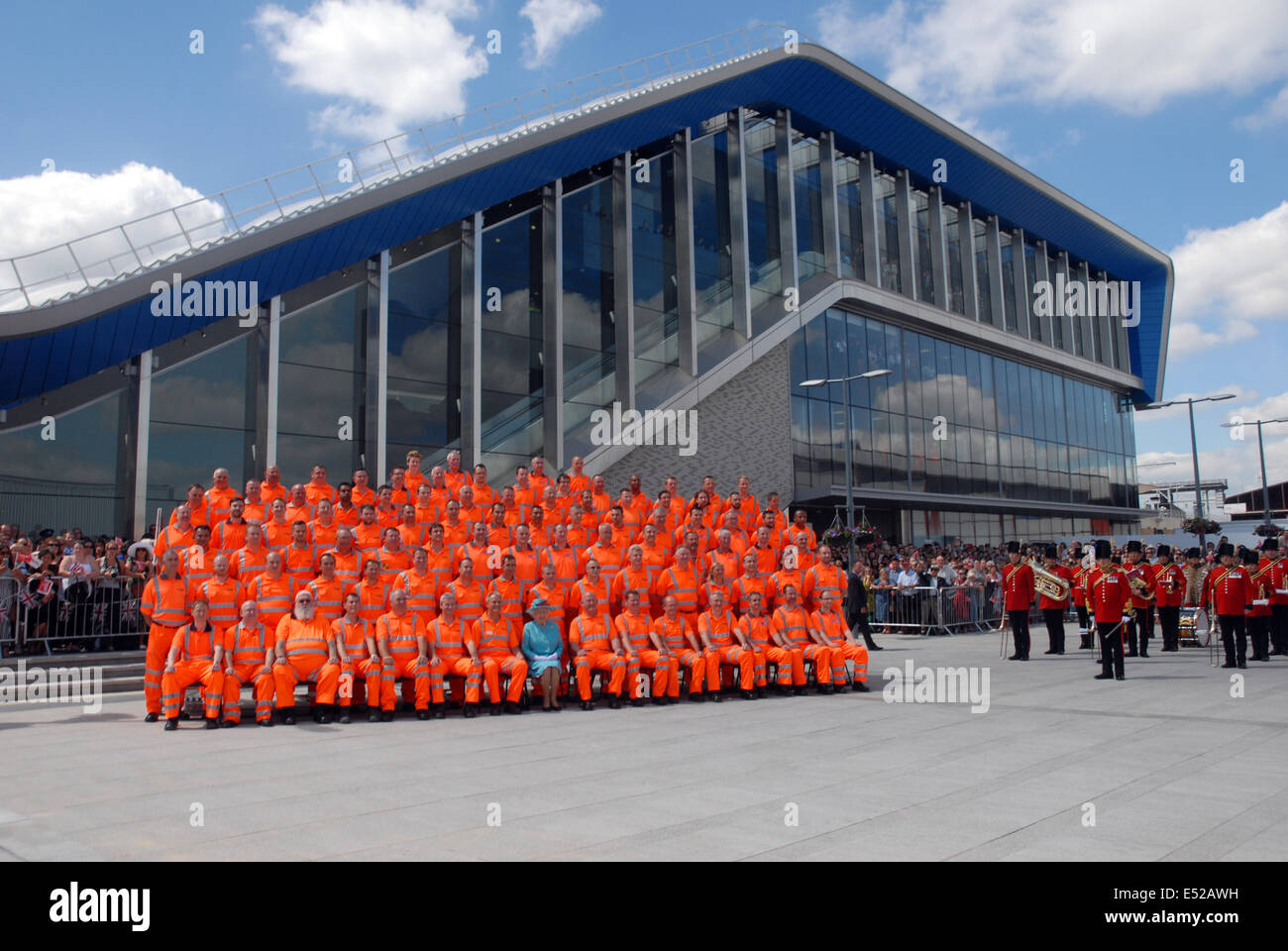 Queen elizabeth reading station hi-res stock photography and images - Alamy