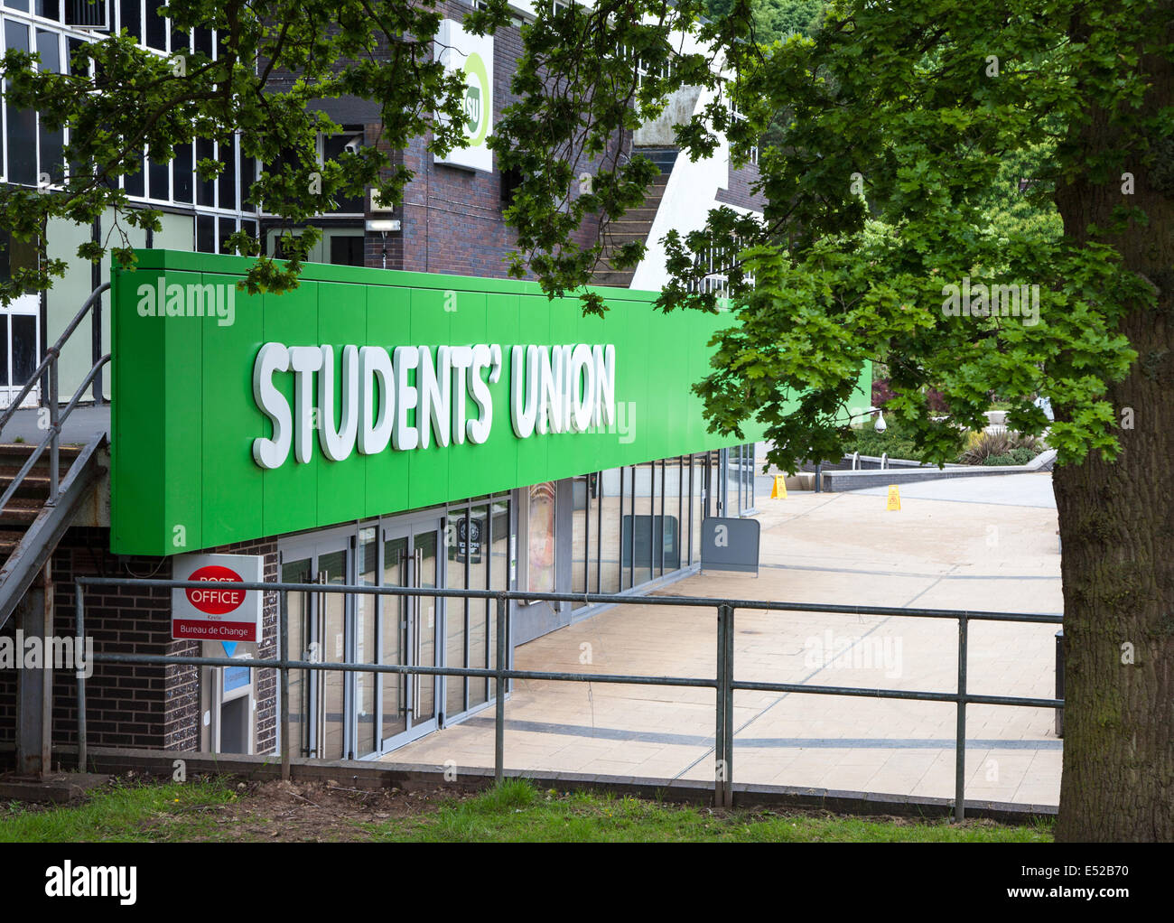 Newcastle university students union building hi-res stock photography ...