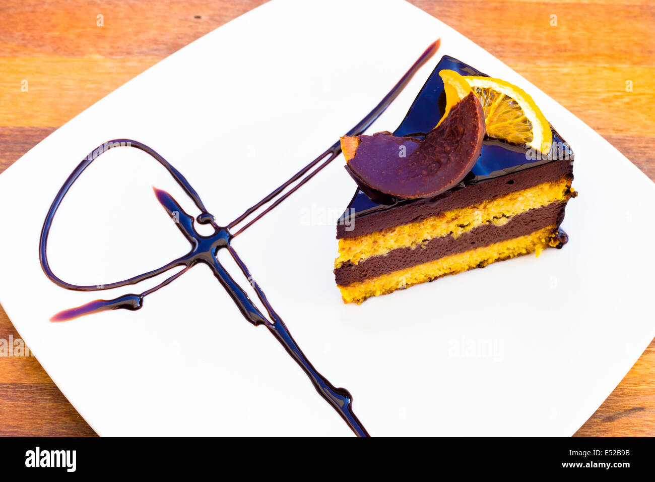 White chocholate hi-res stock photography and images - Alamy