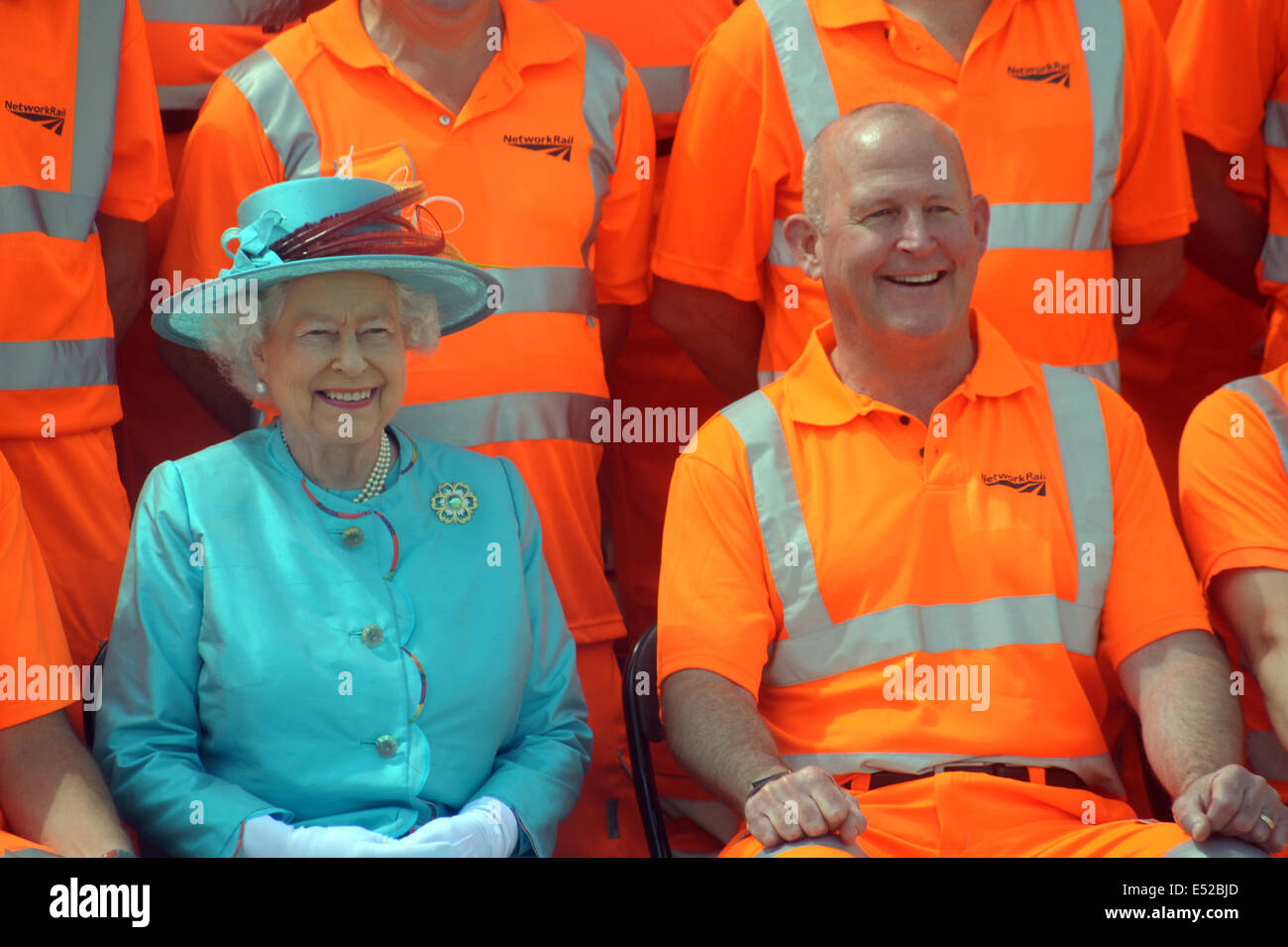 Queen elizabeth reading station hi-res stock photography and images - Alamy