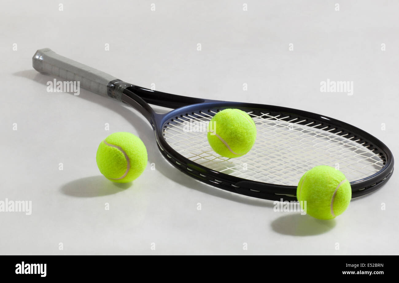 Tennis racket hi-res stock photography and images - Alamy