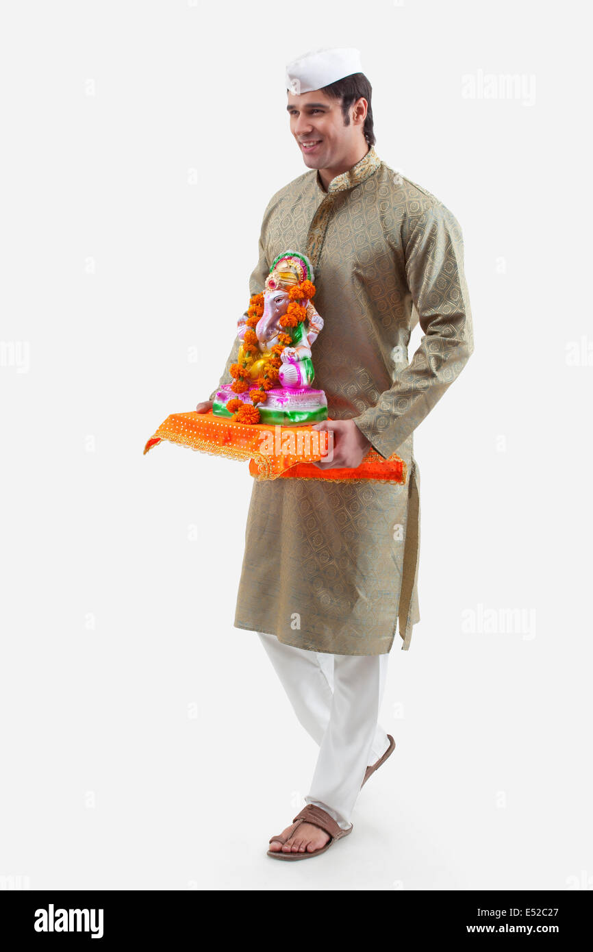 Maharashtrian cap hi-res stock photography and images - Alamy