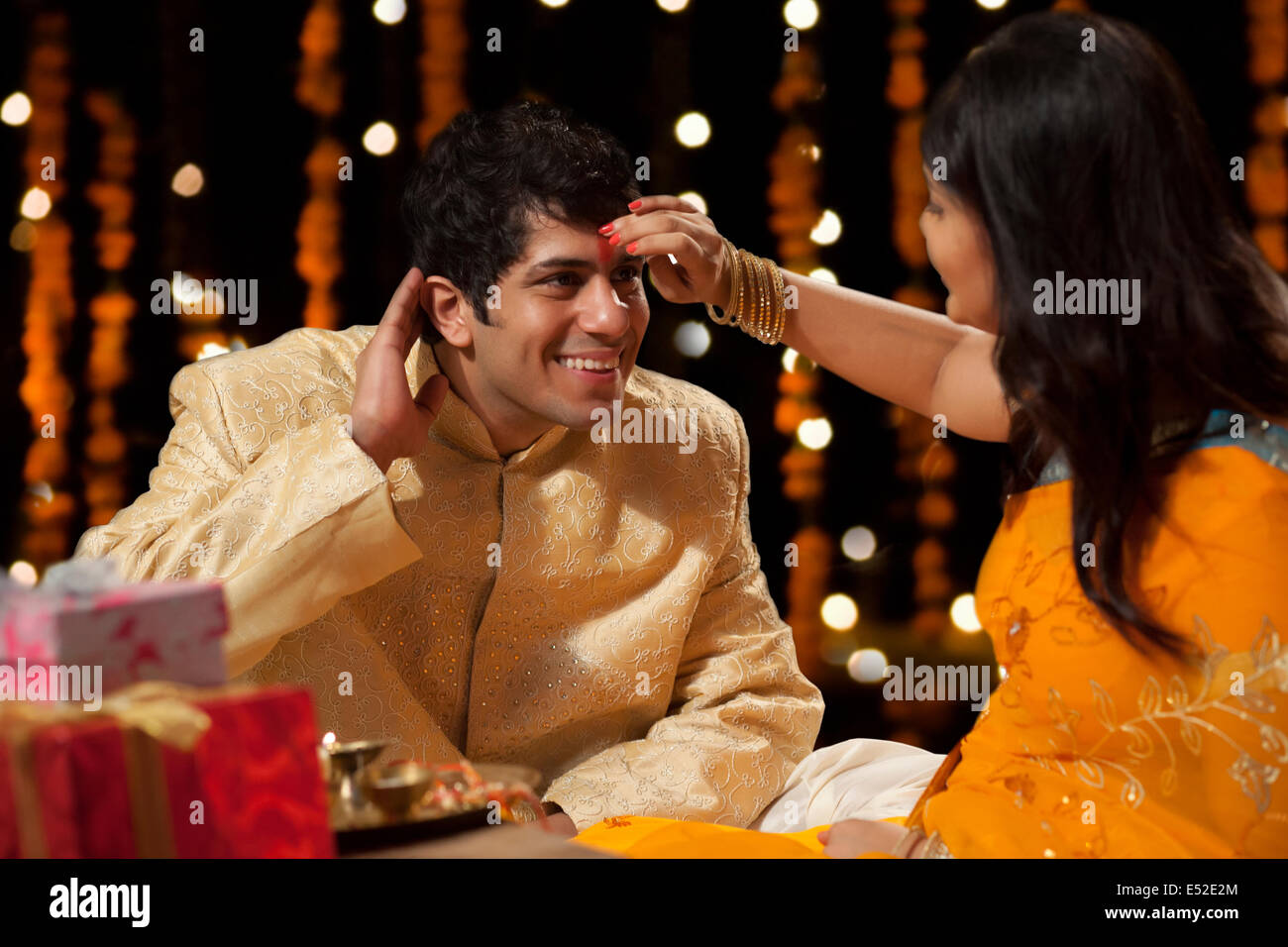 Bhai tika hi-res stock photography and images - Alamy