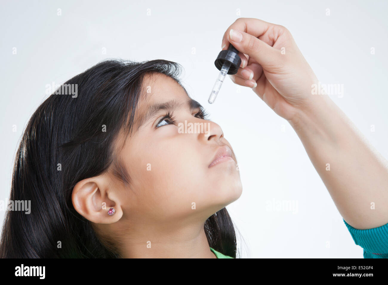 Eye drops close up hi-res stock photography and images - Alamy