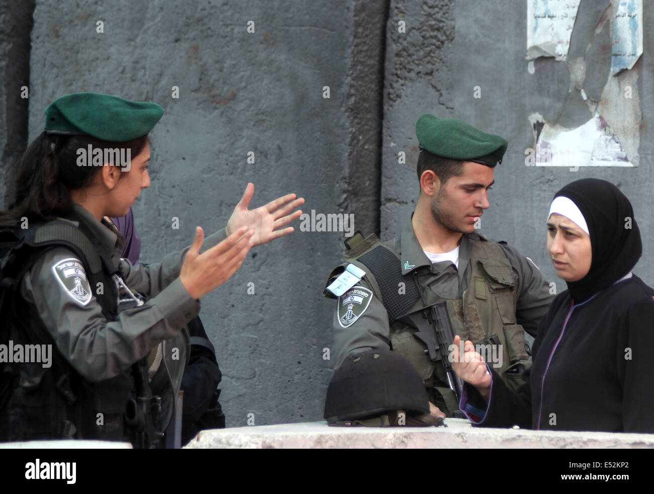 Ramallah, West Bank, Palestinian Territory. 18th July, 2014. An Israeli ...