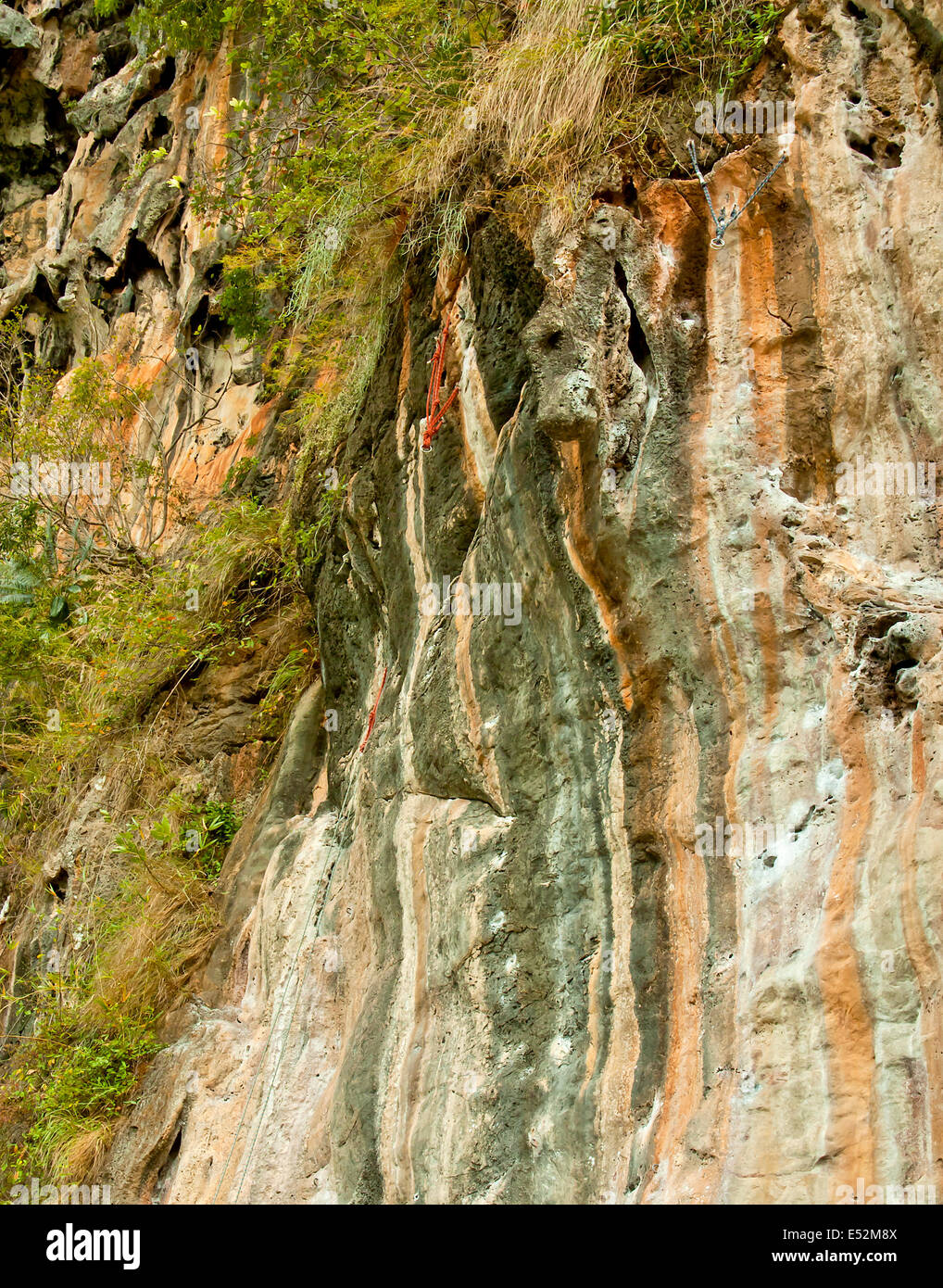 Clay cliff wall hi-res stock photography and images - Alamy