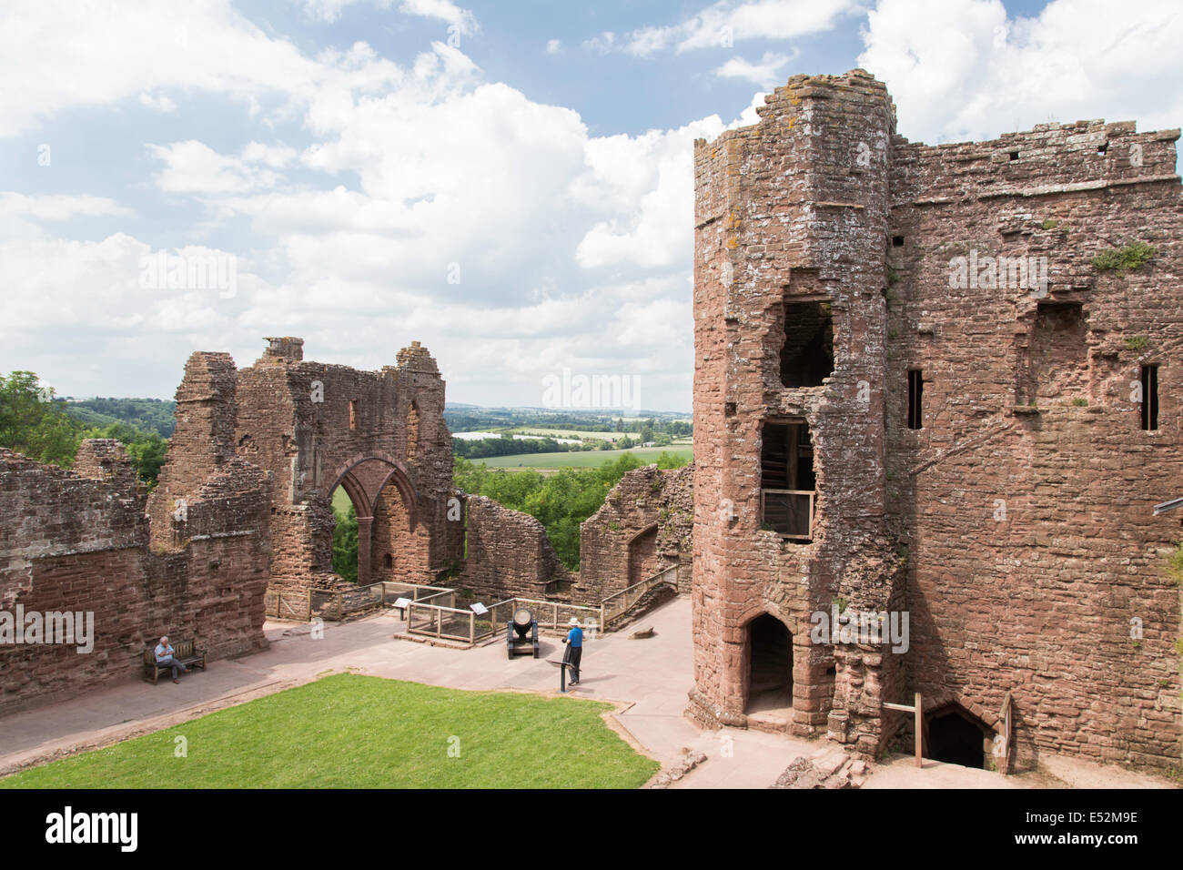 Medieval Goodrich Castle High Resolution Stock Photography and Images - Alamy