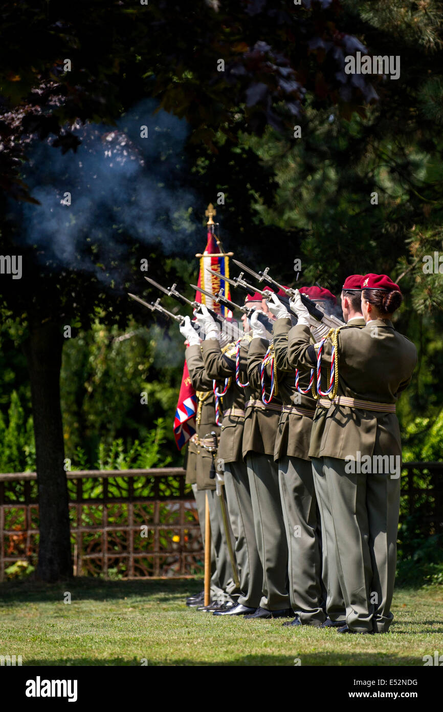 Hradec Kralove, Czech Republic. 18th July, 2014. Soldiers perform the ...
