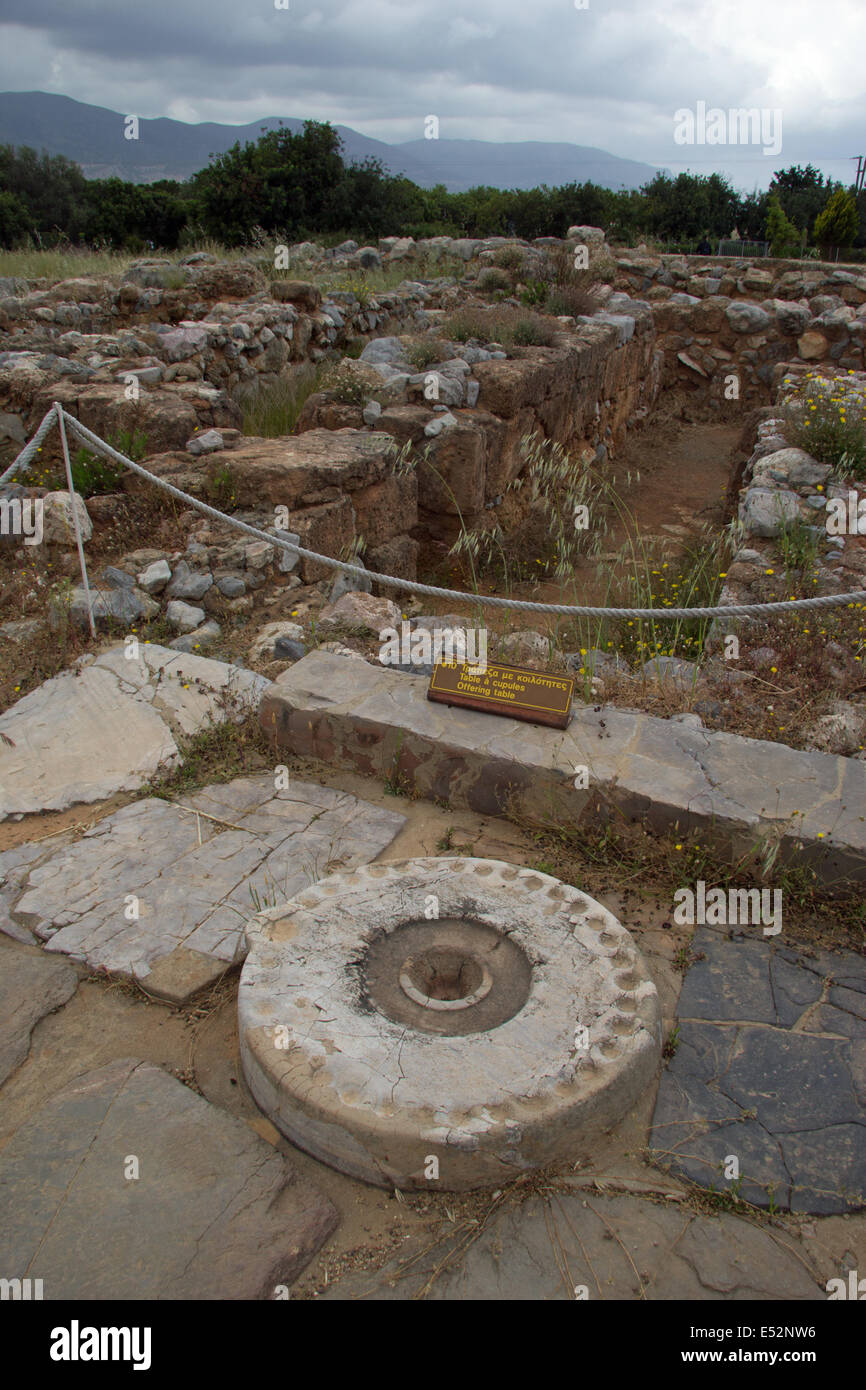 Malia Minoan Palace High Resolution Stock Photography and Images - Alamy