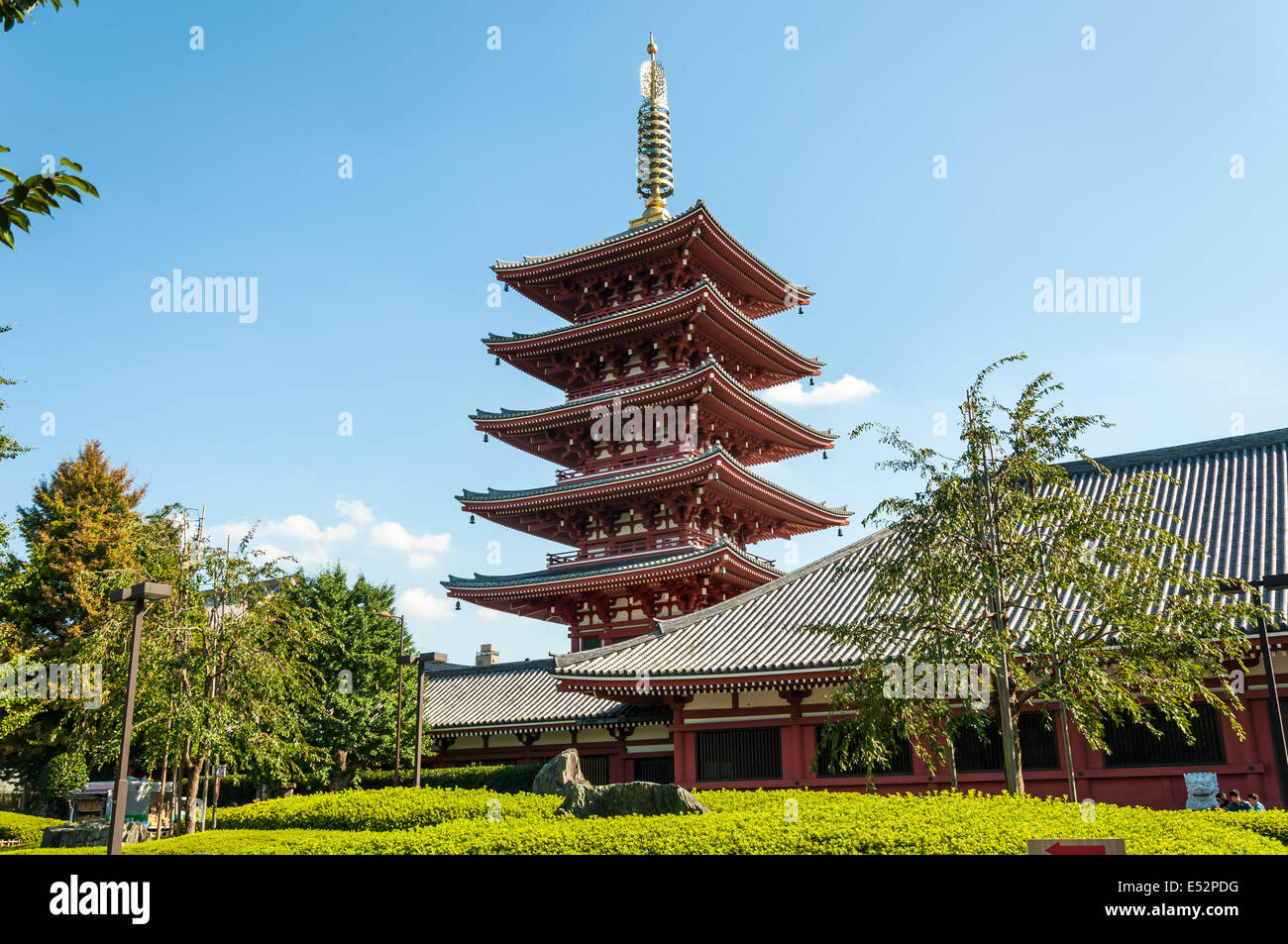 Five story sensoji temple asakusa hi-res stock photography and images ...