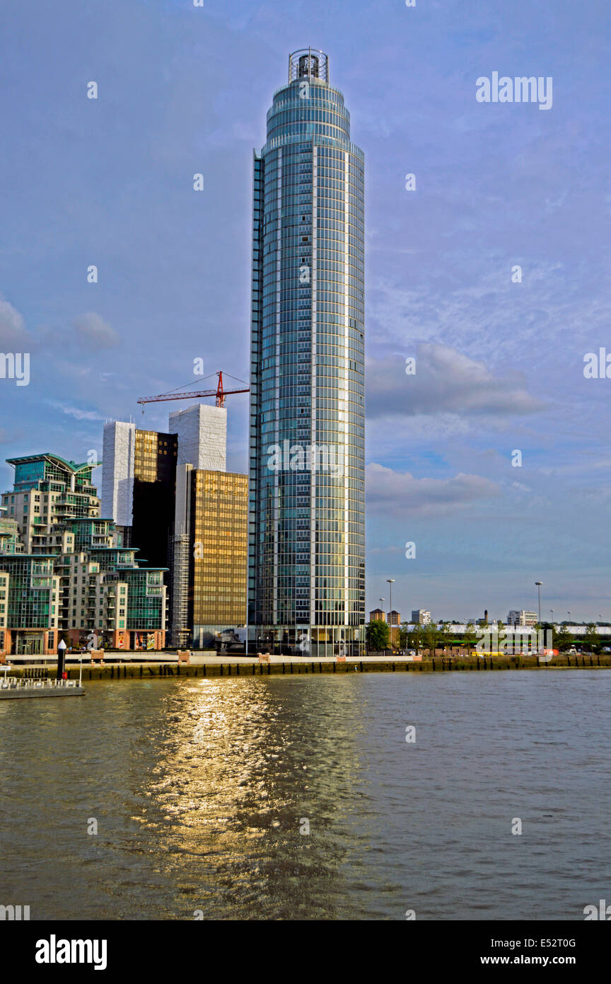 The St. George Wharf Tower (Vauxhall Tower) part of the St George Wharf ...