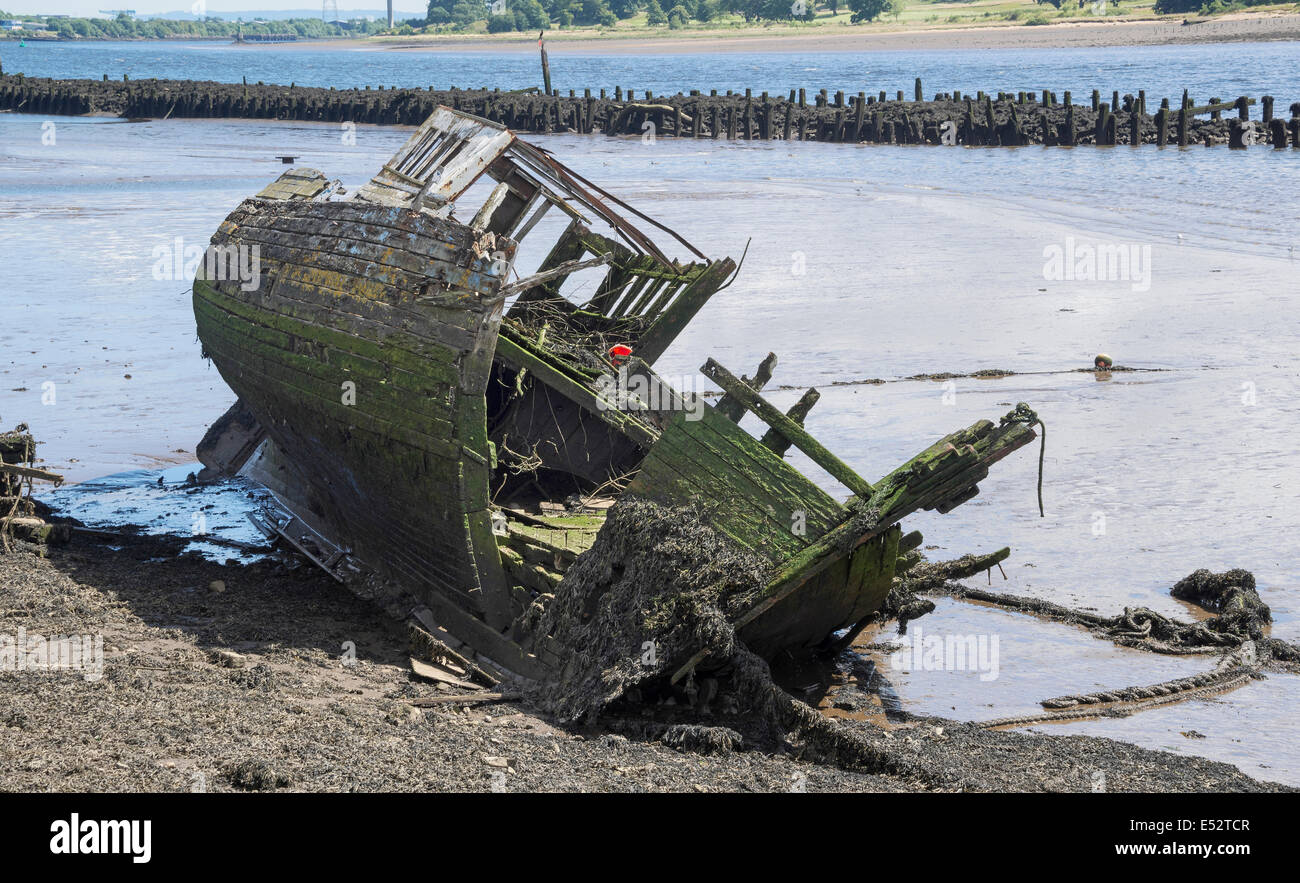 Wreck wreckage hi-res stock photography and images - Alamy